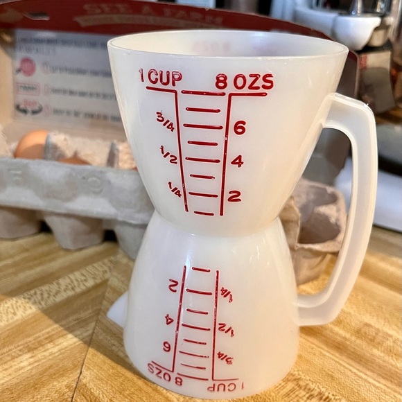 Tupperware | Kitchen | Vintage Tupperware Doublesided Plastic Measuring ...